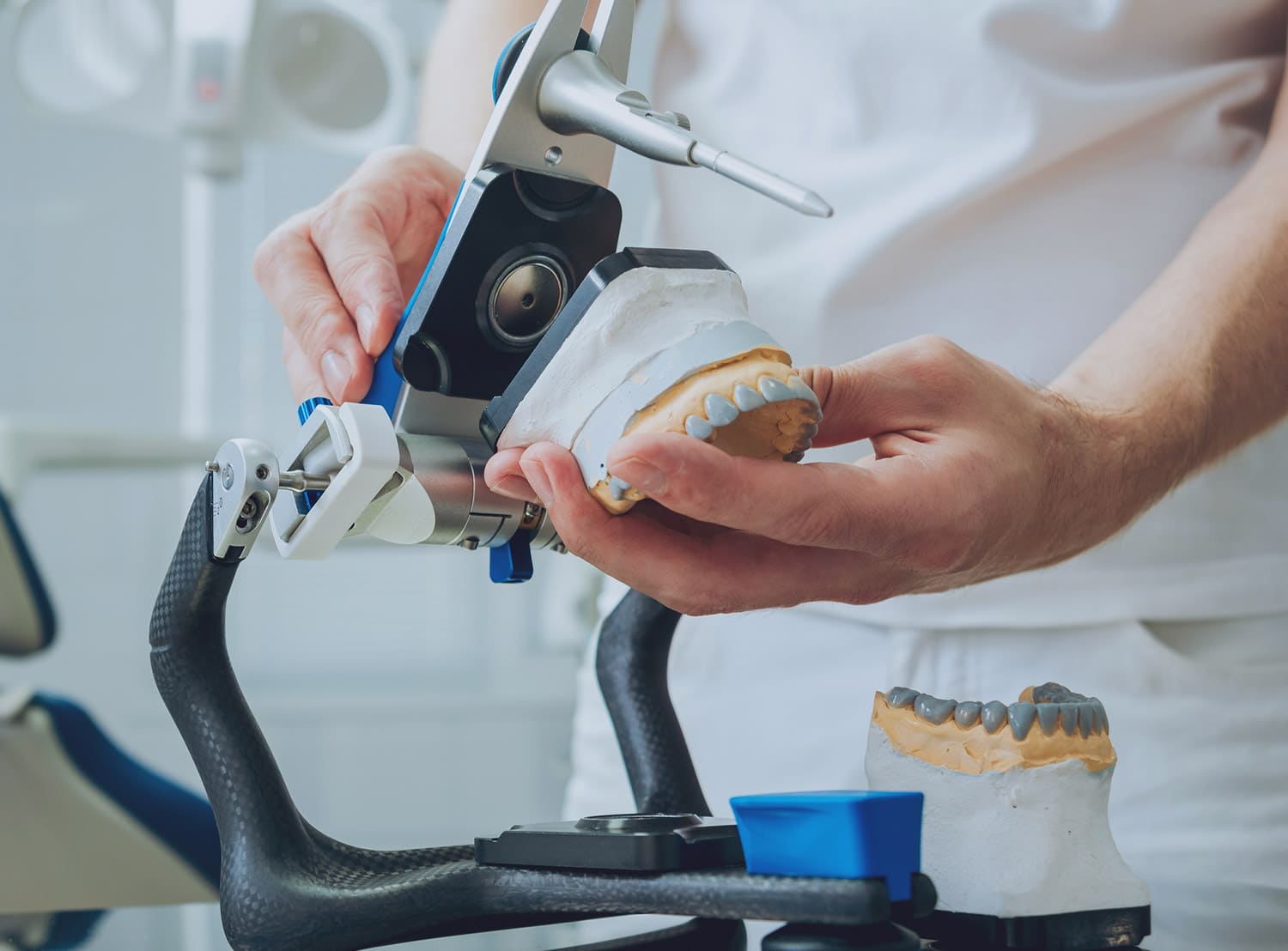 Prosthetic Crowns (Prosthetic Dental Treatment) – Whitedent Dent Clinic